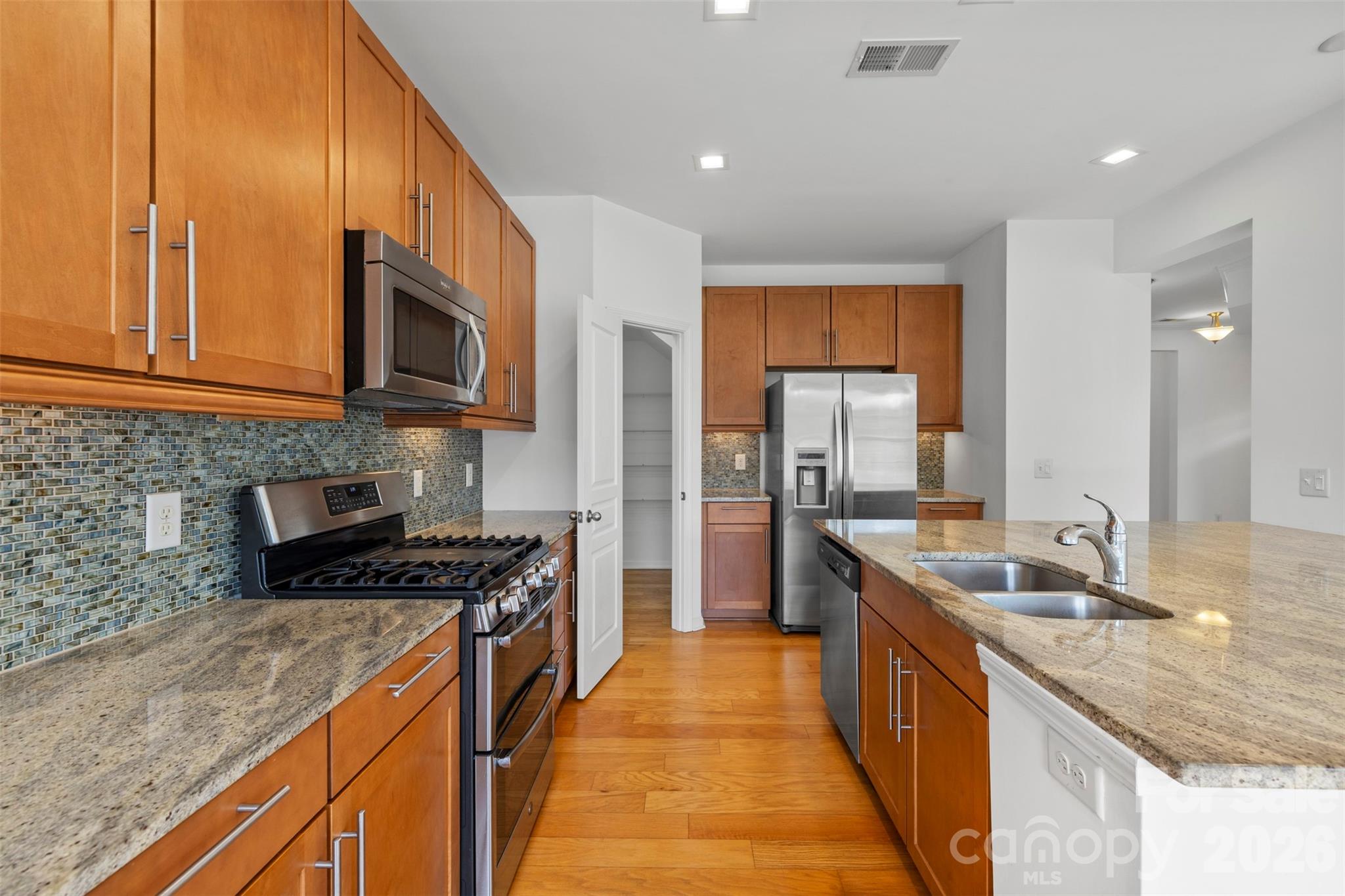 Photo 12 of 4418 Forest Gate Lane, Charlotte, NC