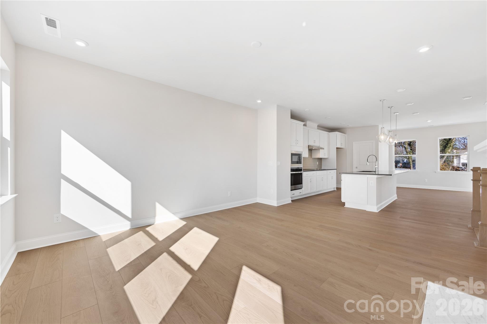 Photo 22 of 905 Archway Lane, Charlotte, NC