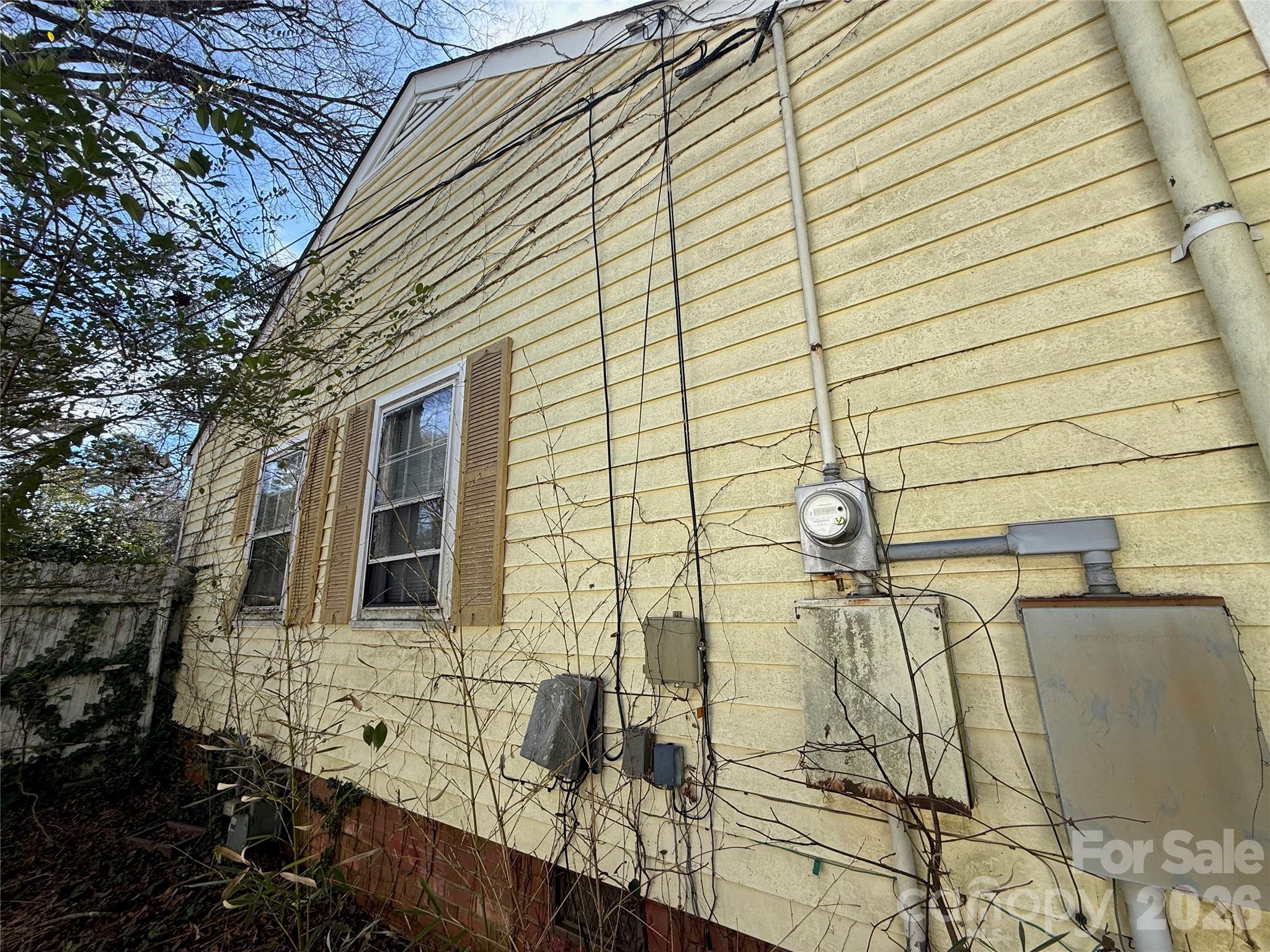 Photo 4 of 4215 Dinglewood Avenue, Charlotte, NC