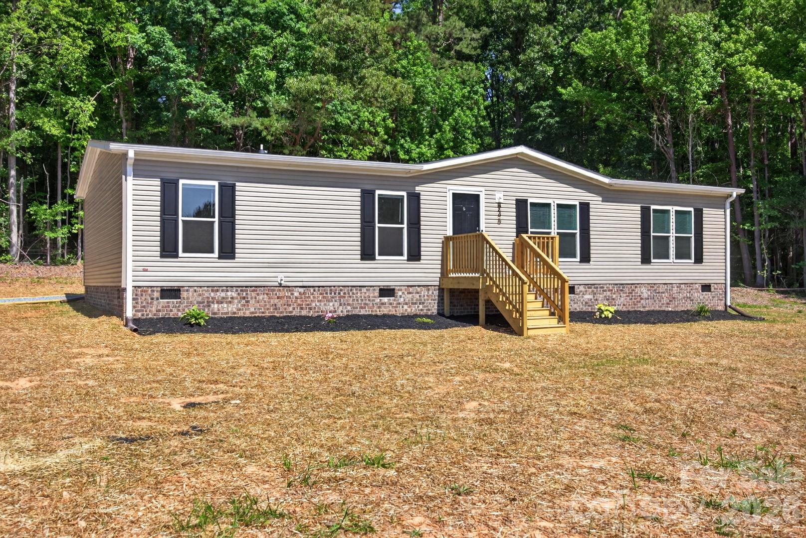 245 Harvick Lane, Lexington, NC - photo 2 of 41