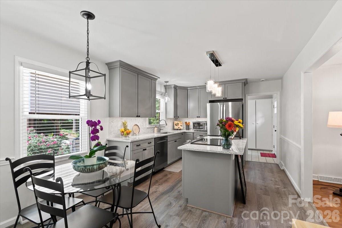 Photo 10 of 3741 Riverbend Road, Charlotte, NC