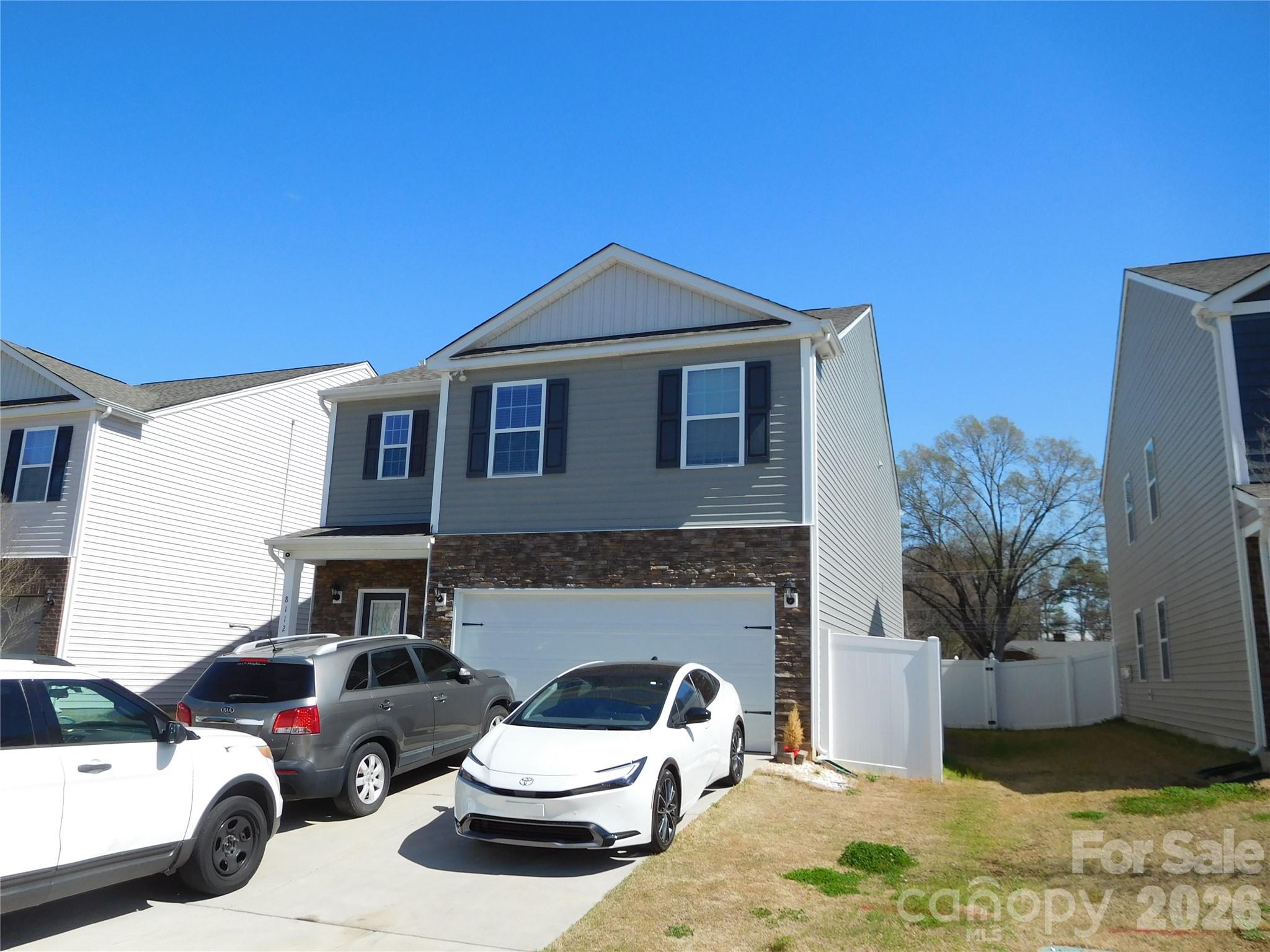 Home for sale at 8112 Clairwood Drive, Charlotte, NC — photo 1 of 8