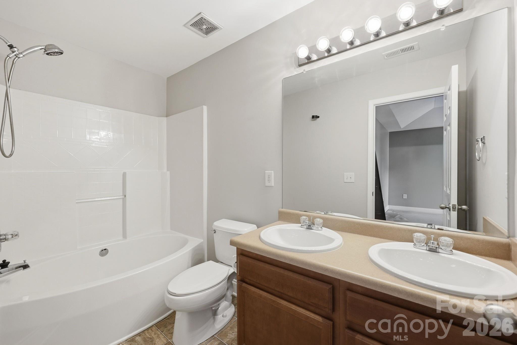 Photo 34 of 6207 Blue Ash Lane, Charlotte, NC