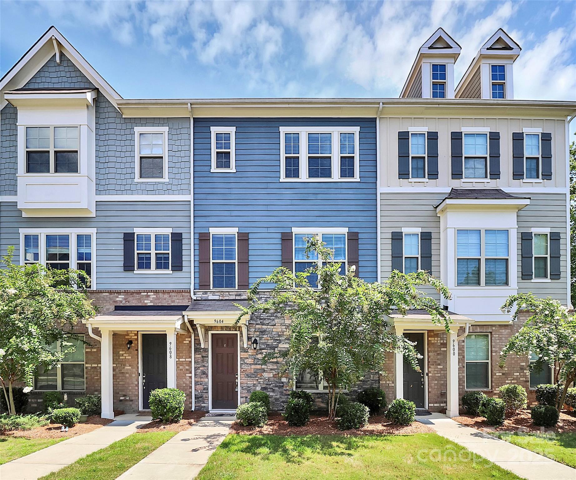 9604 Ainslie Downs Street, Charlotte, NC