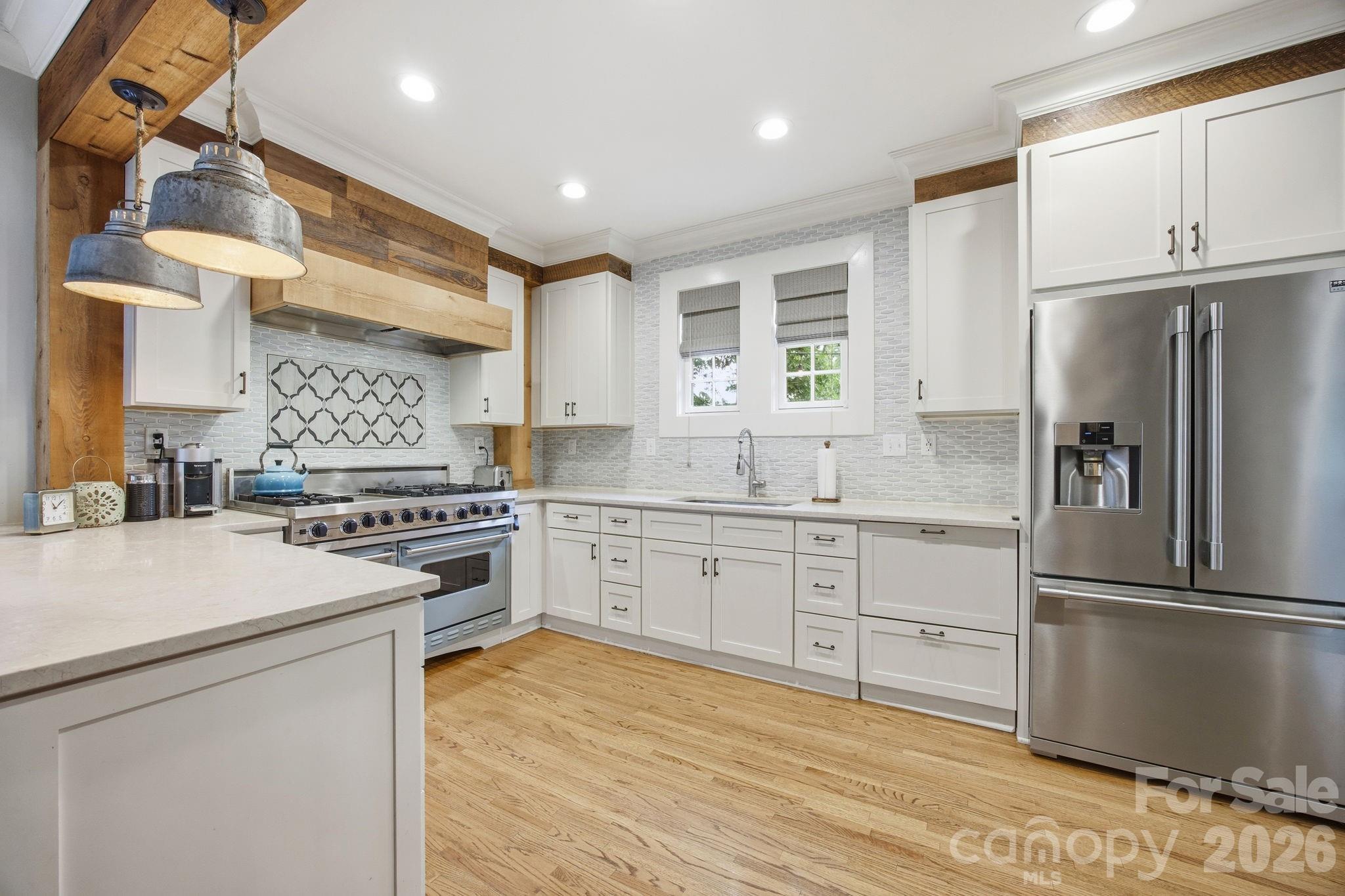 Photo 4 of 1726 S Mint Street, Charlotte, NC