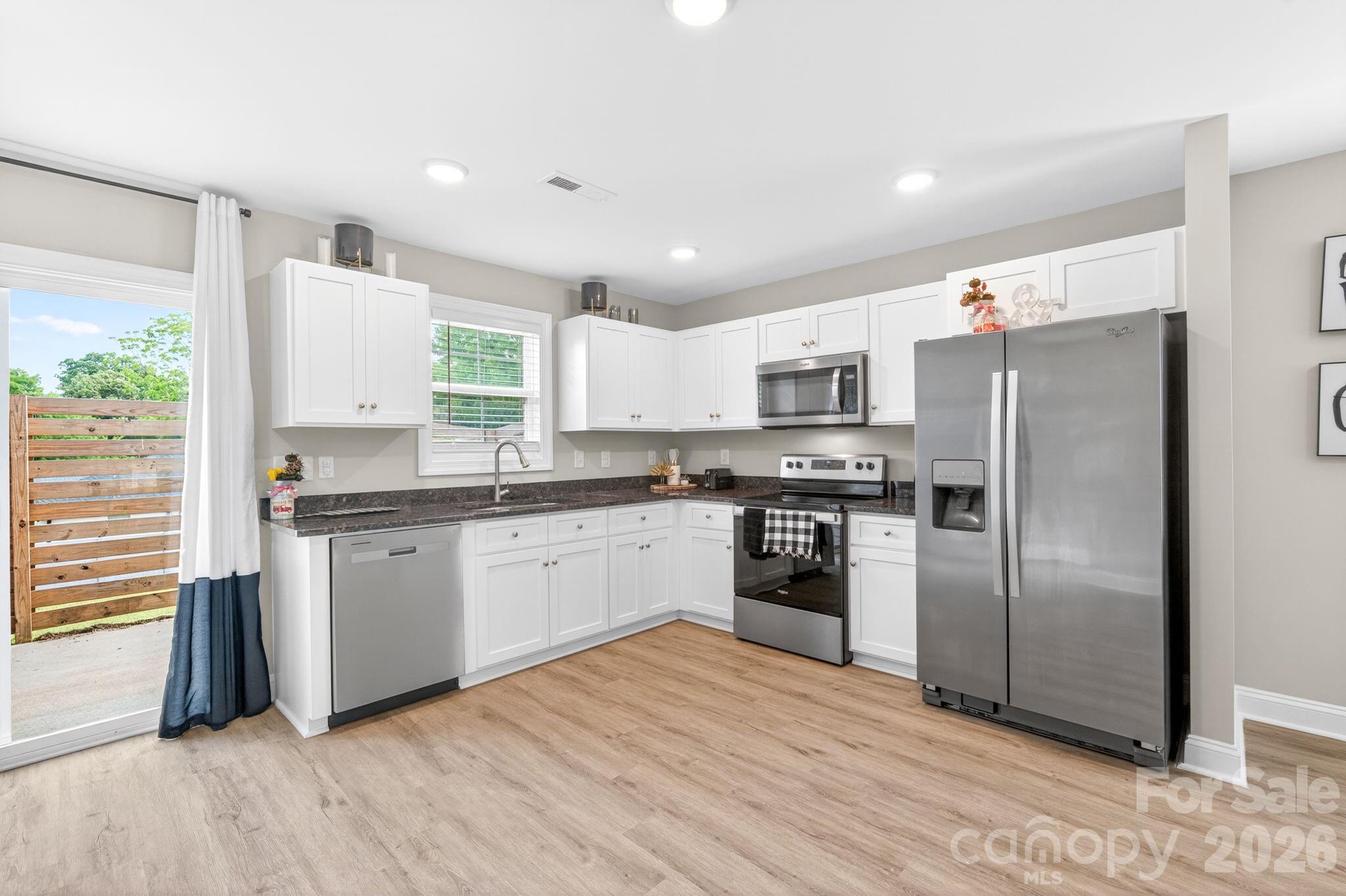600 W 8th Street, Kannapolis, NC - photo 8 of 31