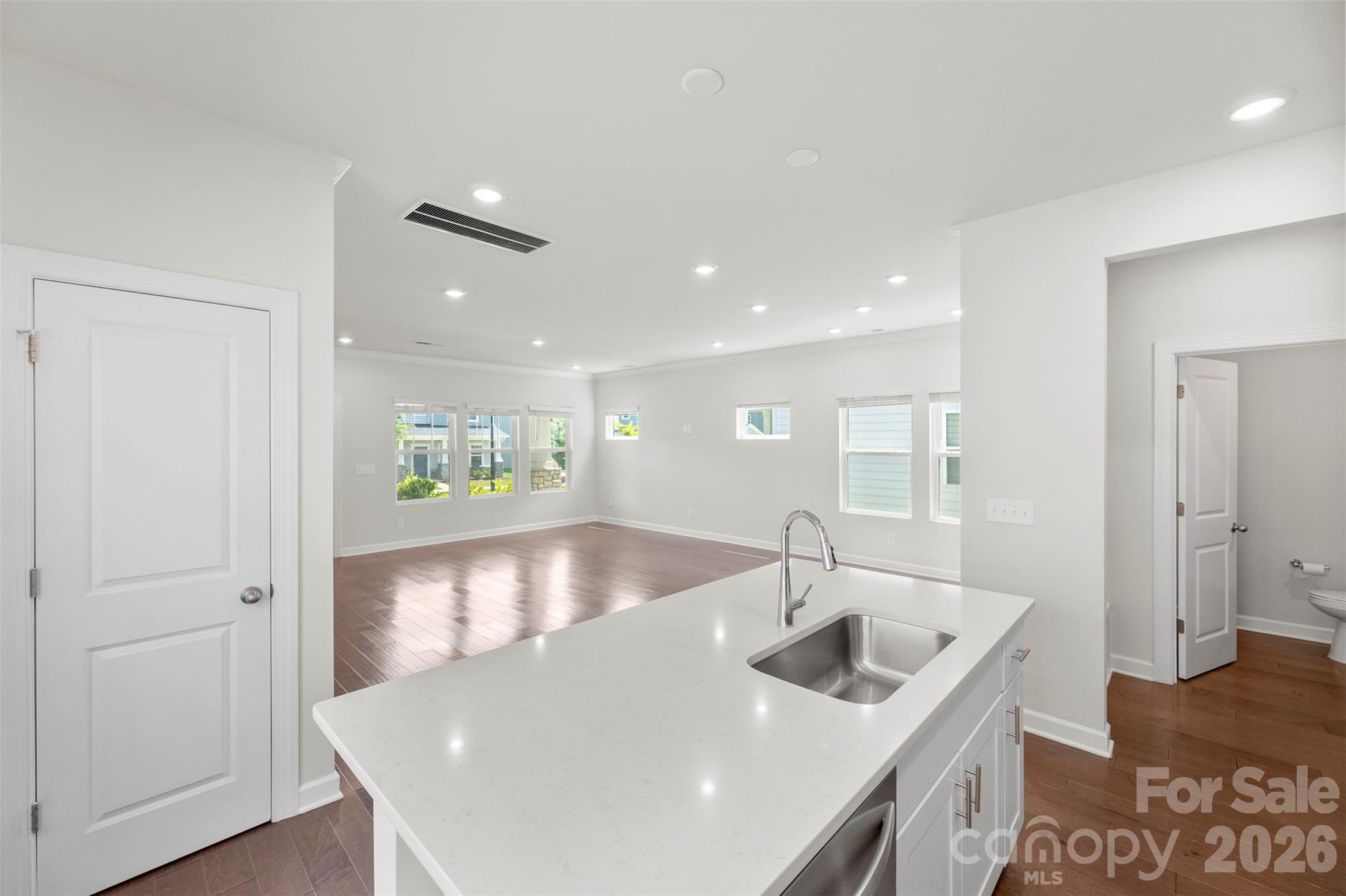 Photo 7 of 13112 Kenworth Road, Charlotte, NC