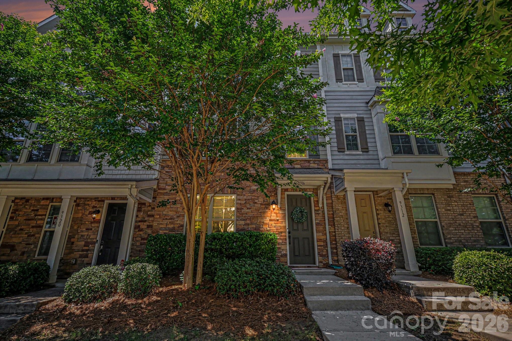 Photo 3 of 9316 Ainslie Downs Street, Charlotte, NC