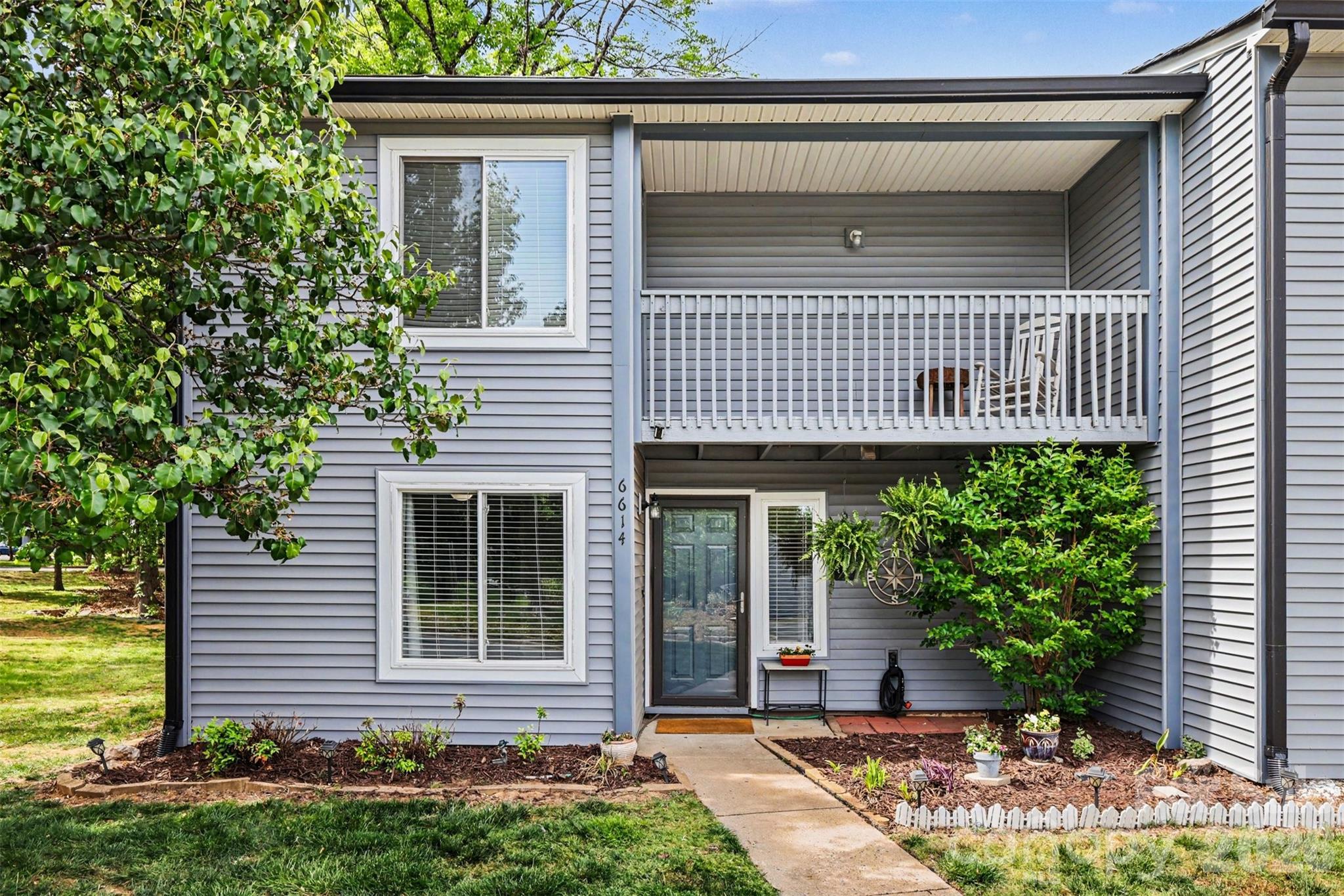 Home for sale at 6614 Point Comfort Lane, Charlotte, NC — photo 1 of 28