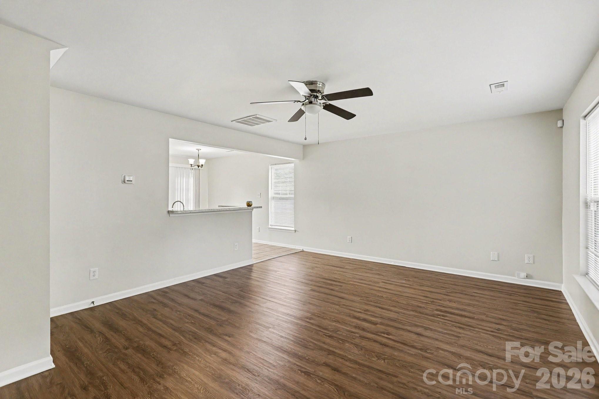 Photo 6 of 6325 Linda Vista Lane, Charlotte, NC