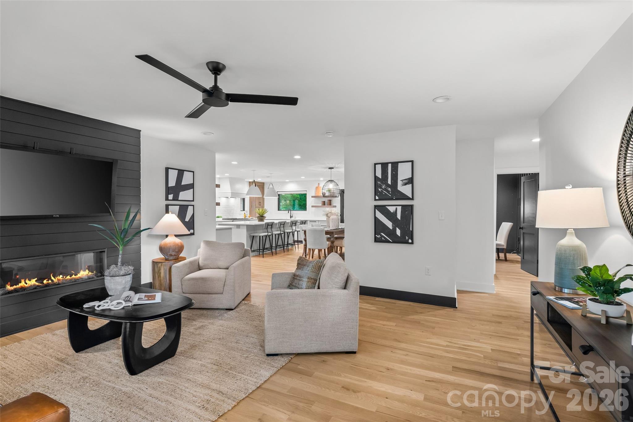 Photo 7 of 1542 Carolyn Drive, Charlotte, NC