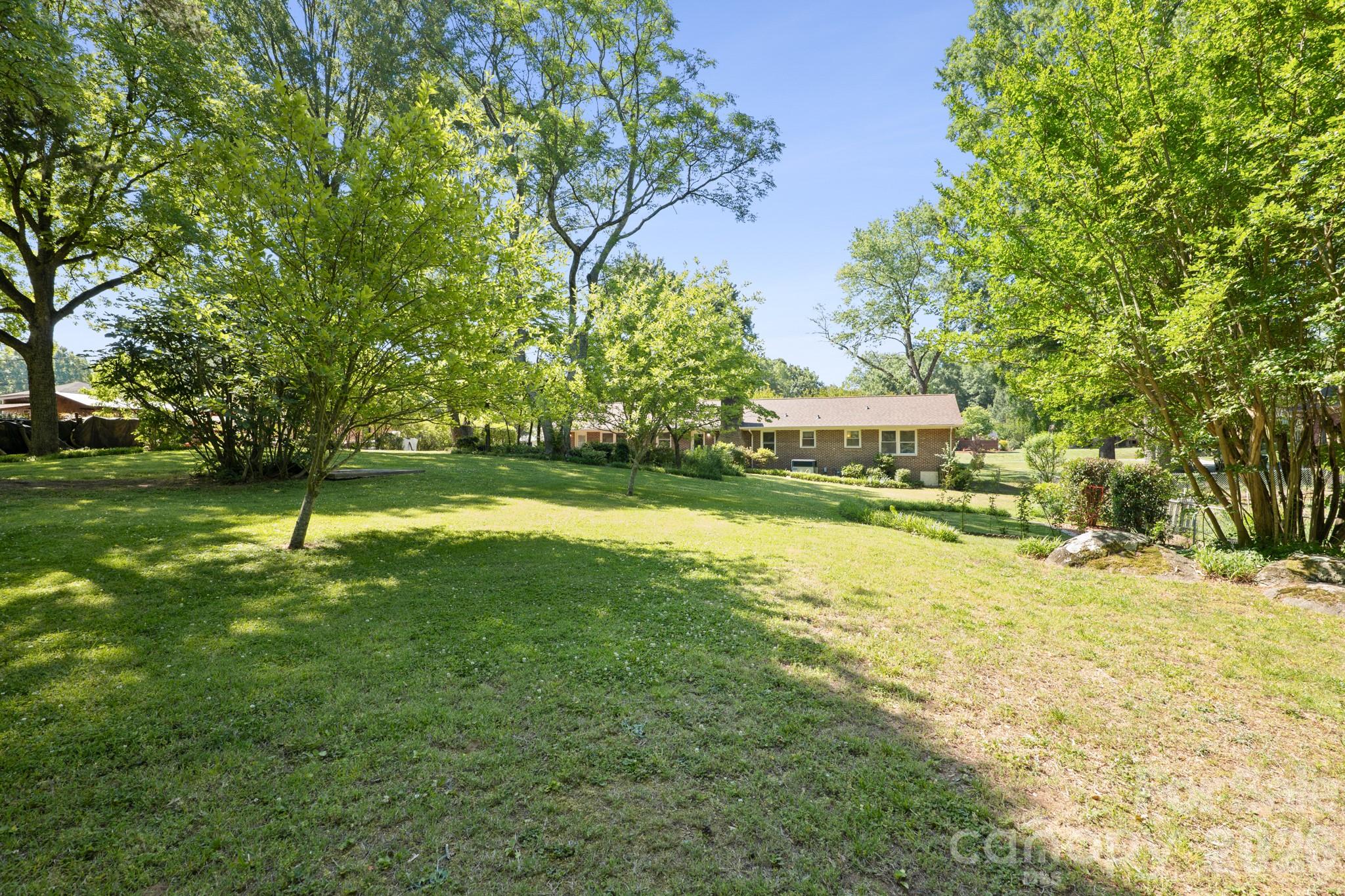 4323 Creemore Drive, Charlotte, NC - photo 30 of 34