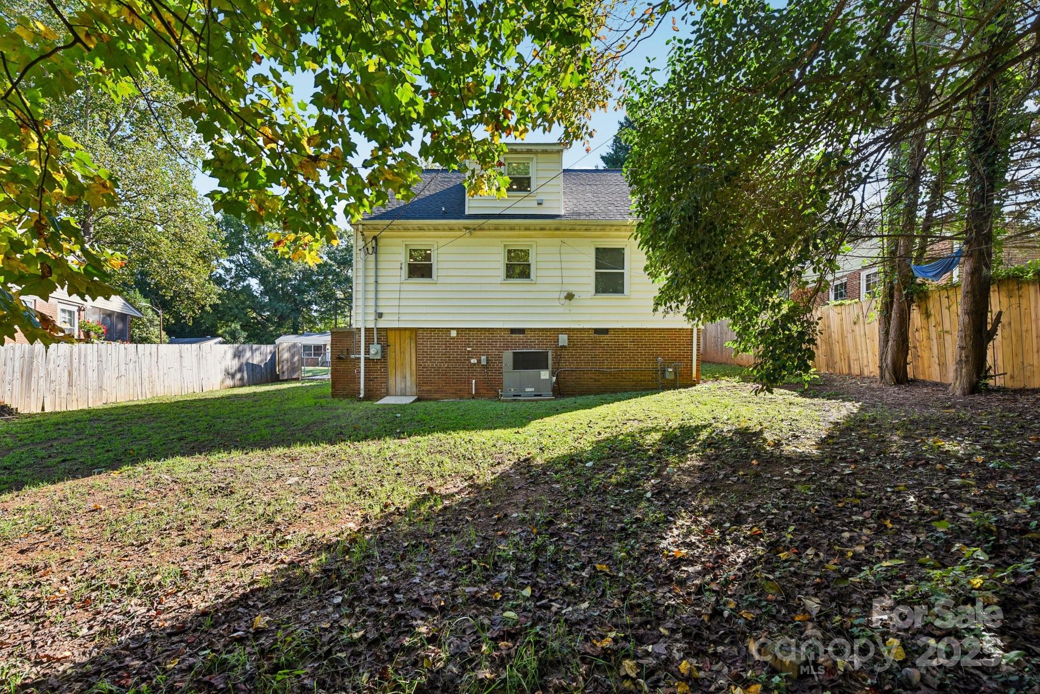 Photo 23 of 3209 Eastwood Drive, Charlotte, NC