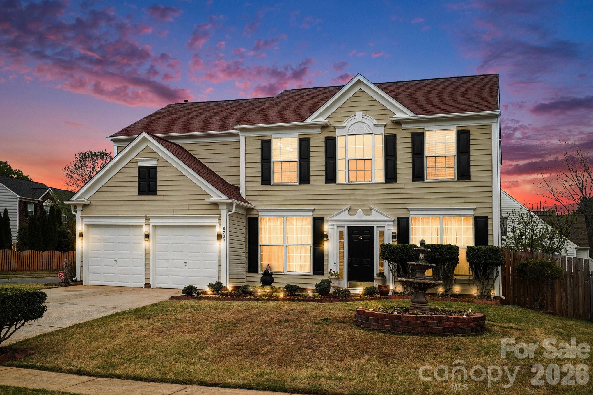 8727 Fieldcroft Drive, Charlotte, NC - photo 1 of 32