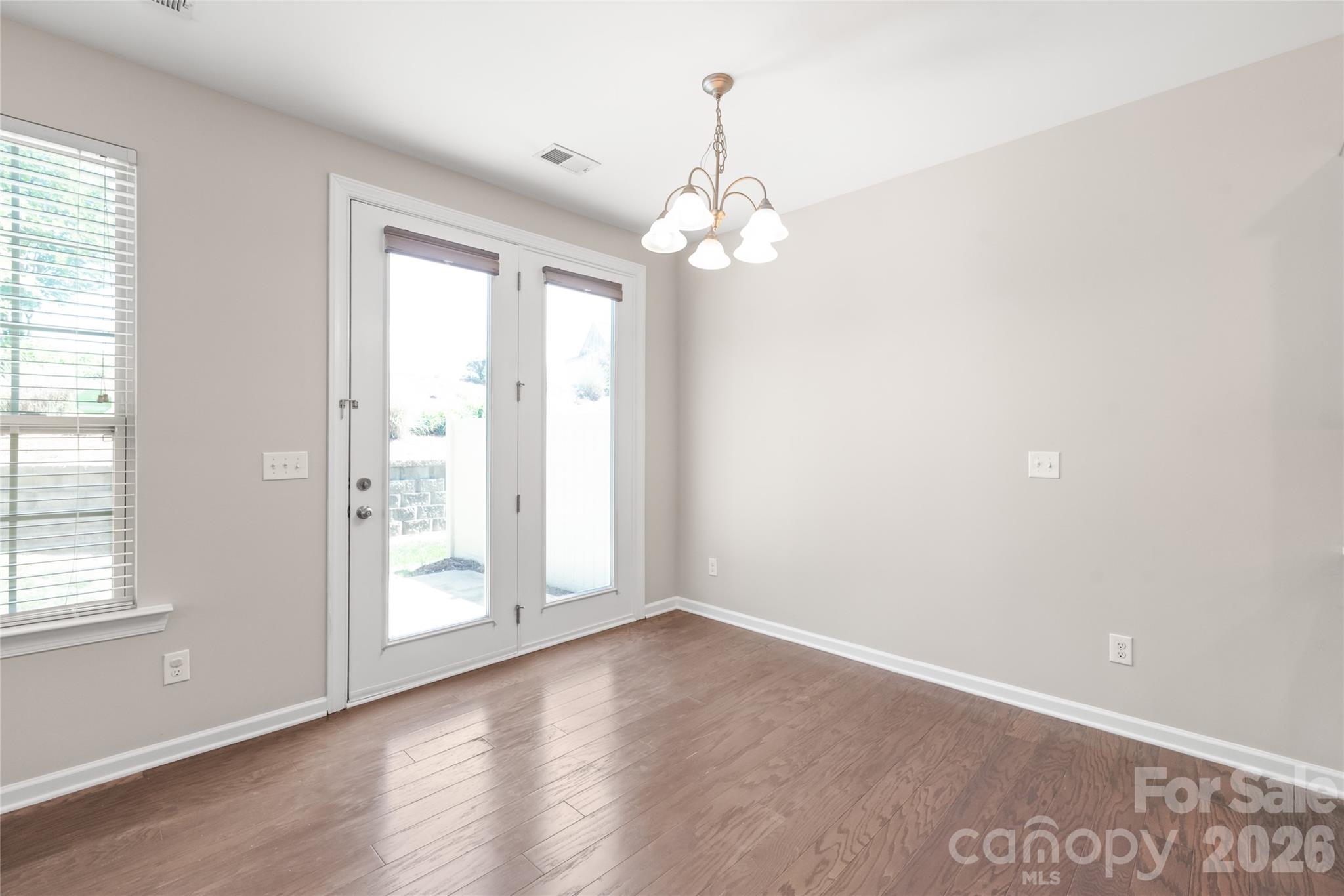 5662 Stonewells Drive, Charlotte, NC - photo 12 of 37
