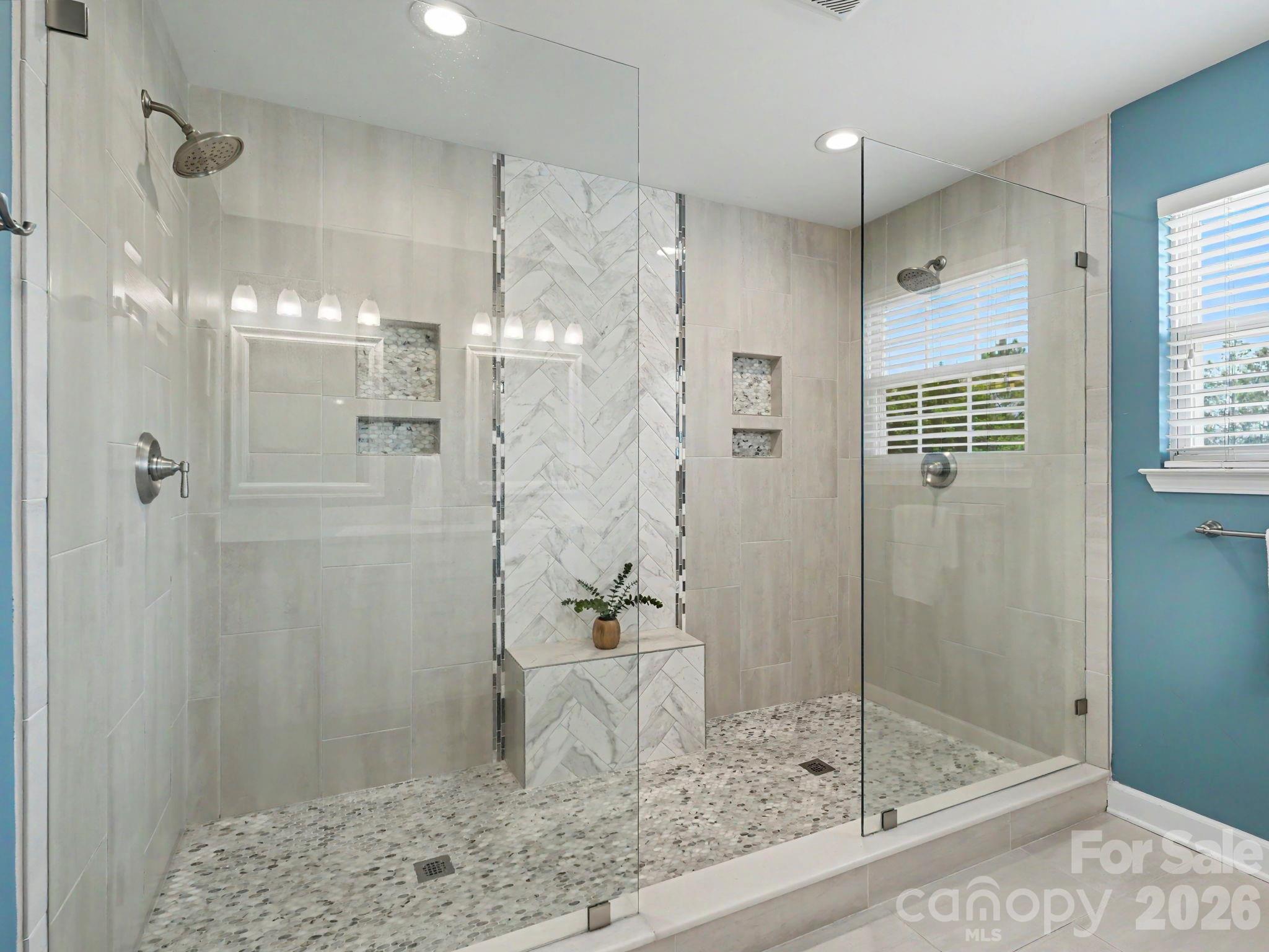 Home for sale at 15505 Robsart Court, Charlotte, NC — photo 27 of 48