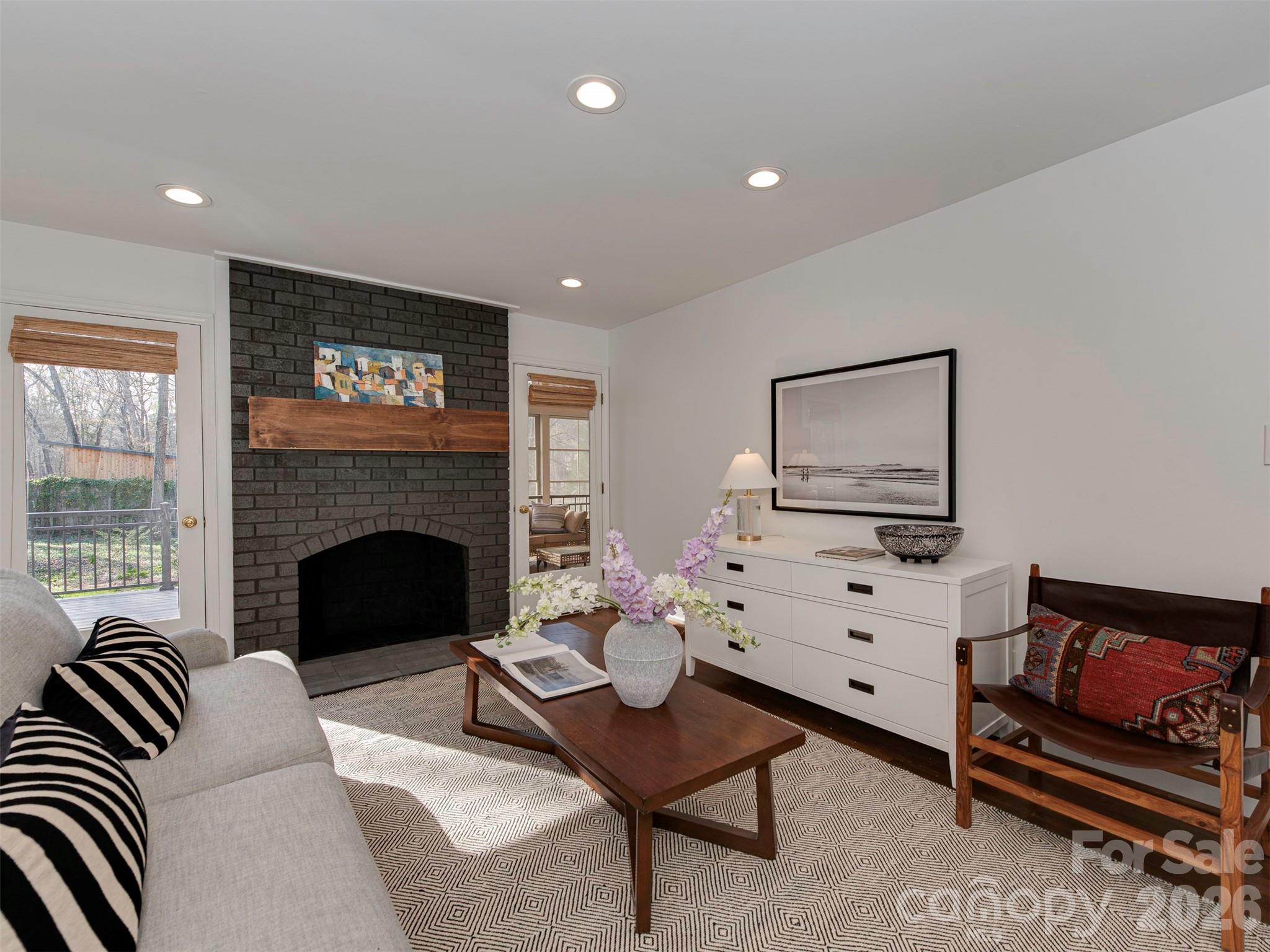7244 Terrace Drive, Charlotte, NC - photo 6 of 43