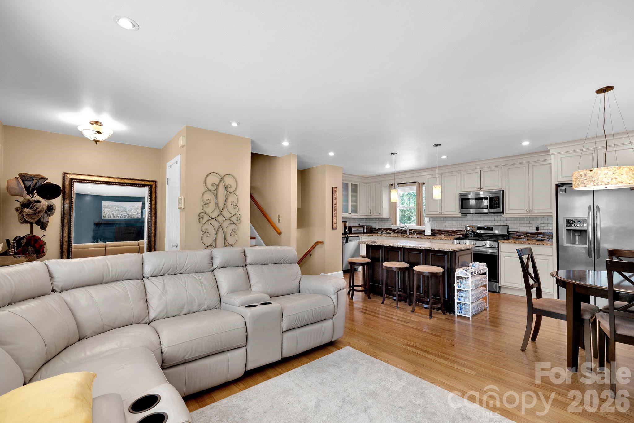 Photo 10 of 6616 Highbrook Drive, Charlotte, NC