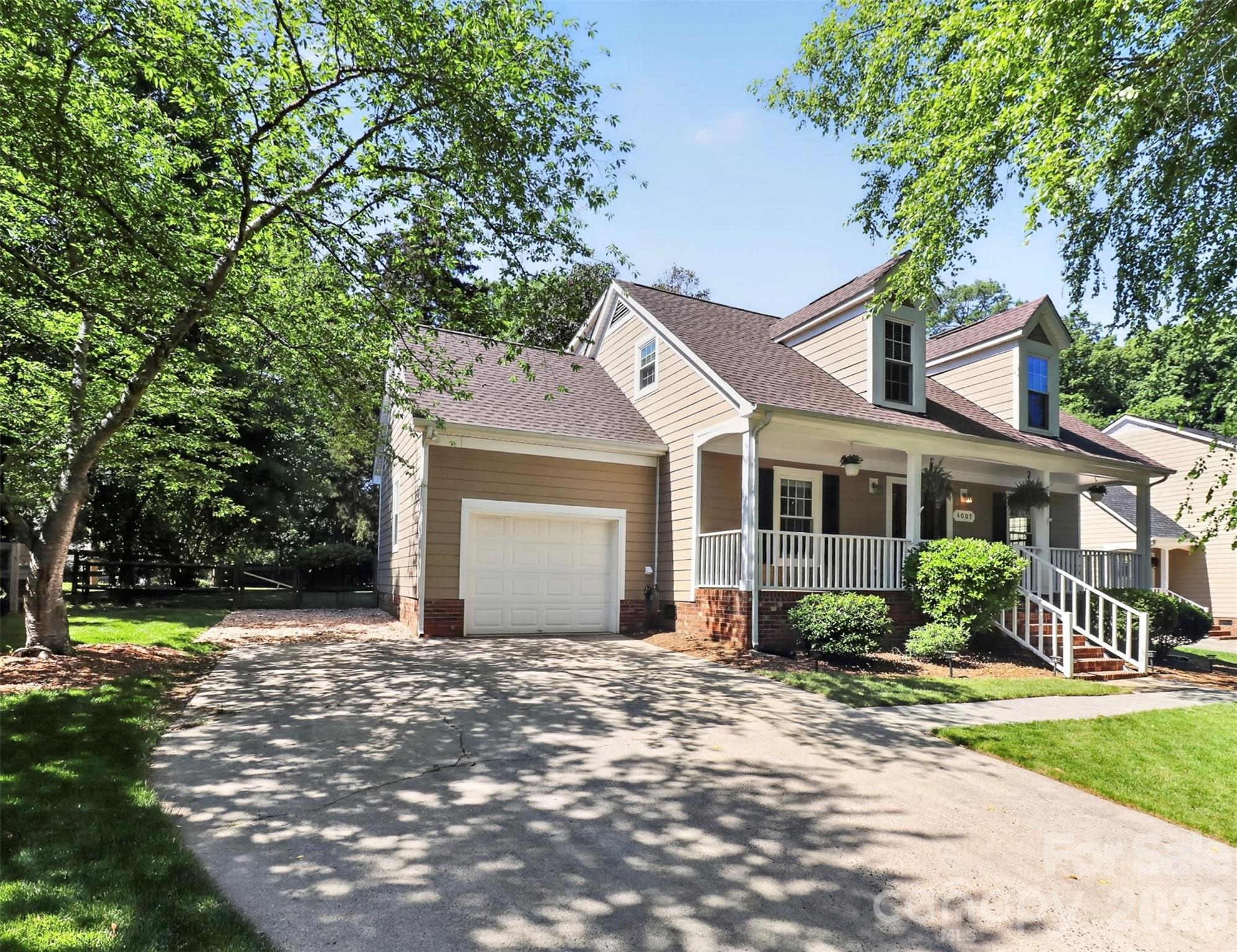 Home for sale at 4007 Meadowridge Drive, Charlotte, NC — photo 1 of 37