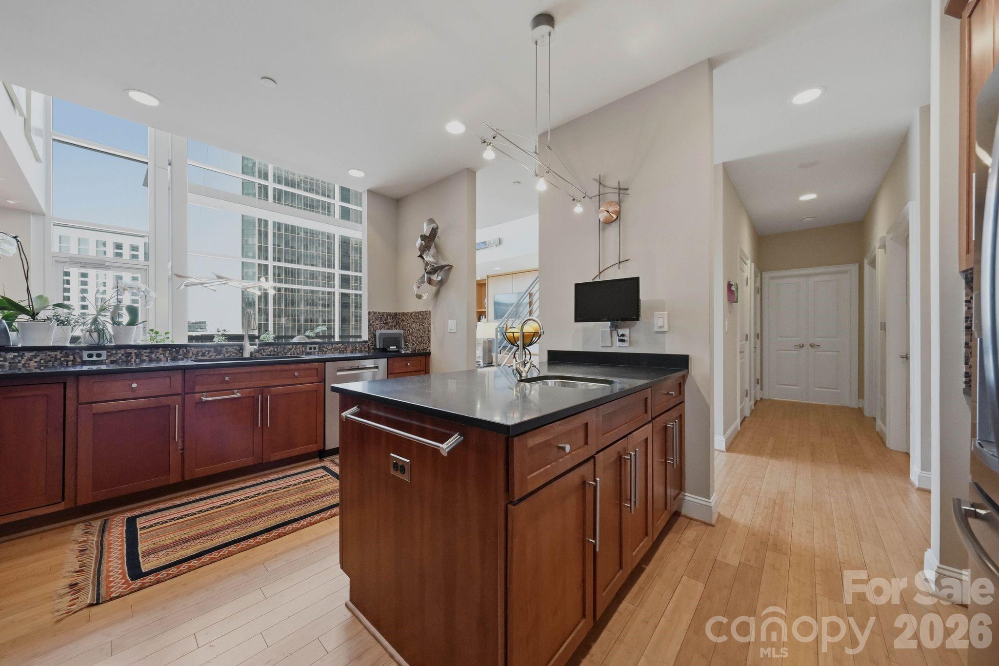 Photo 7 of 435 S Tryon Street904, Charlotte, NC
