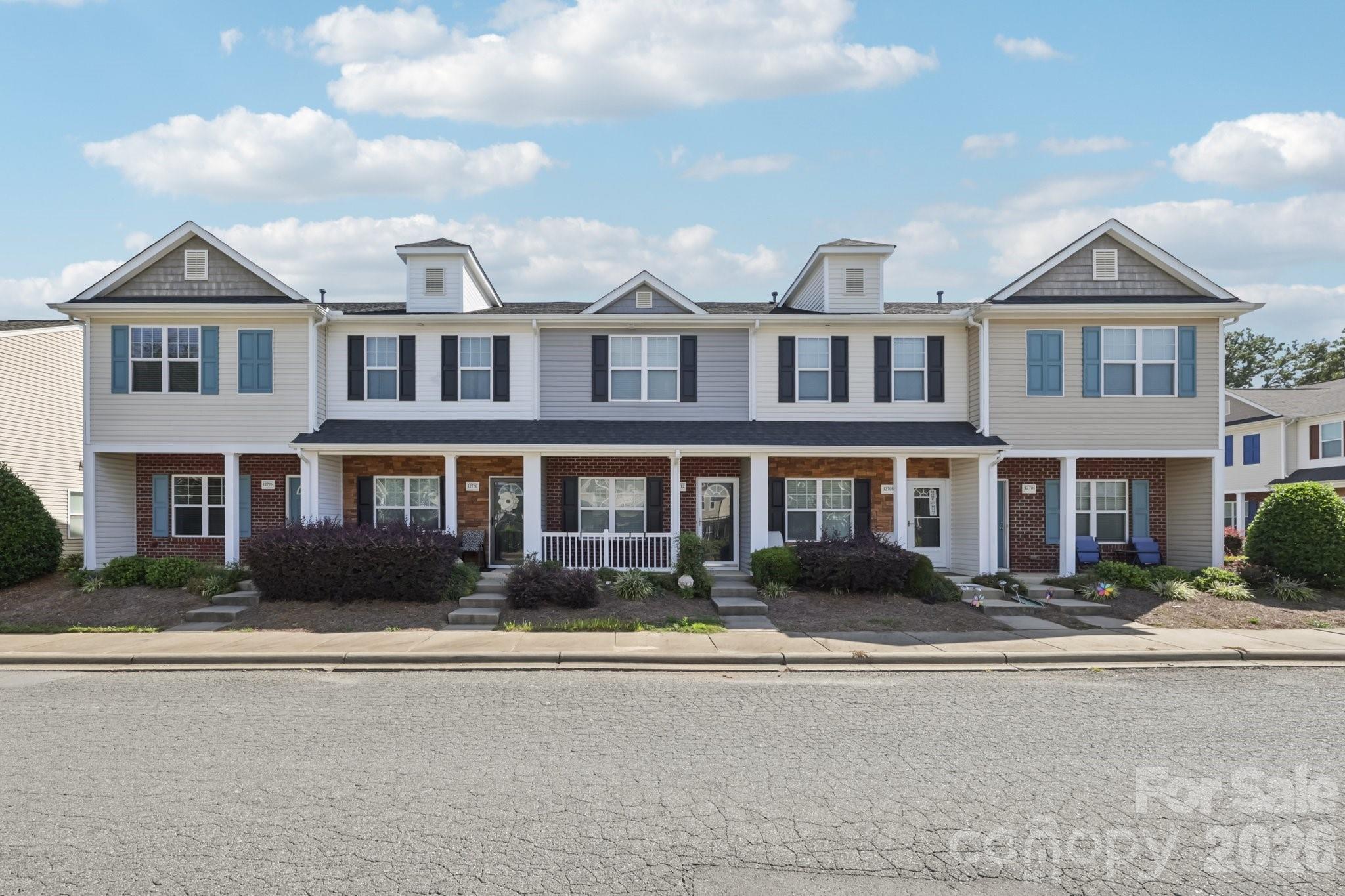 Photo 4 of 12720 Livengood Lane, Charlotte, NC