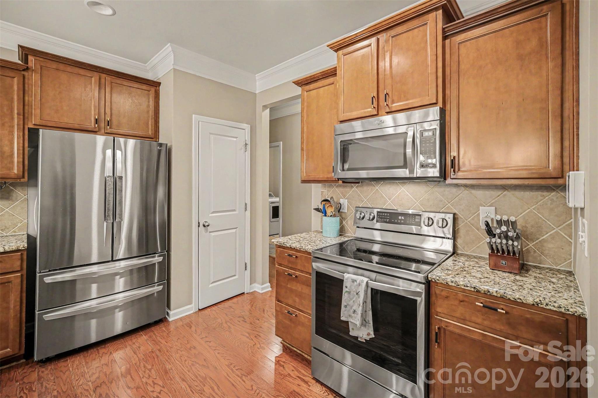 Photo 4 of 10718 Cove Point Drive, Charlotte, NC
