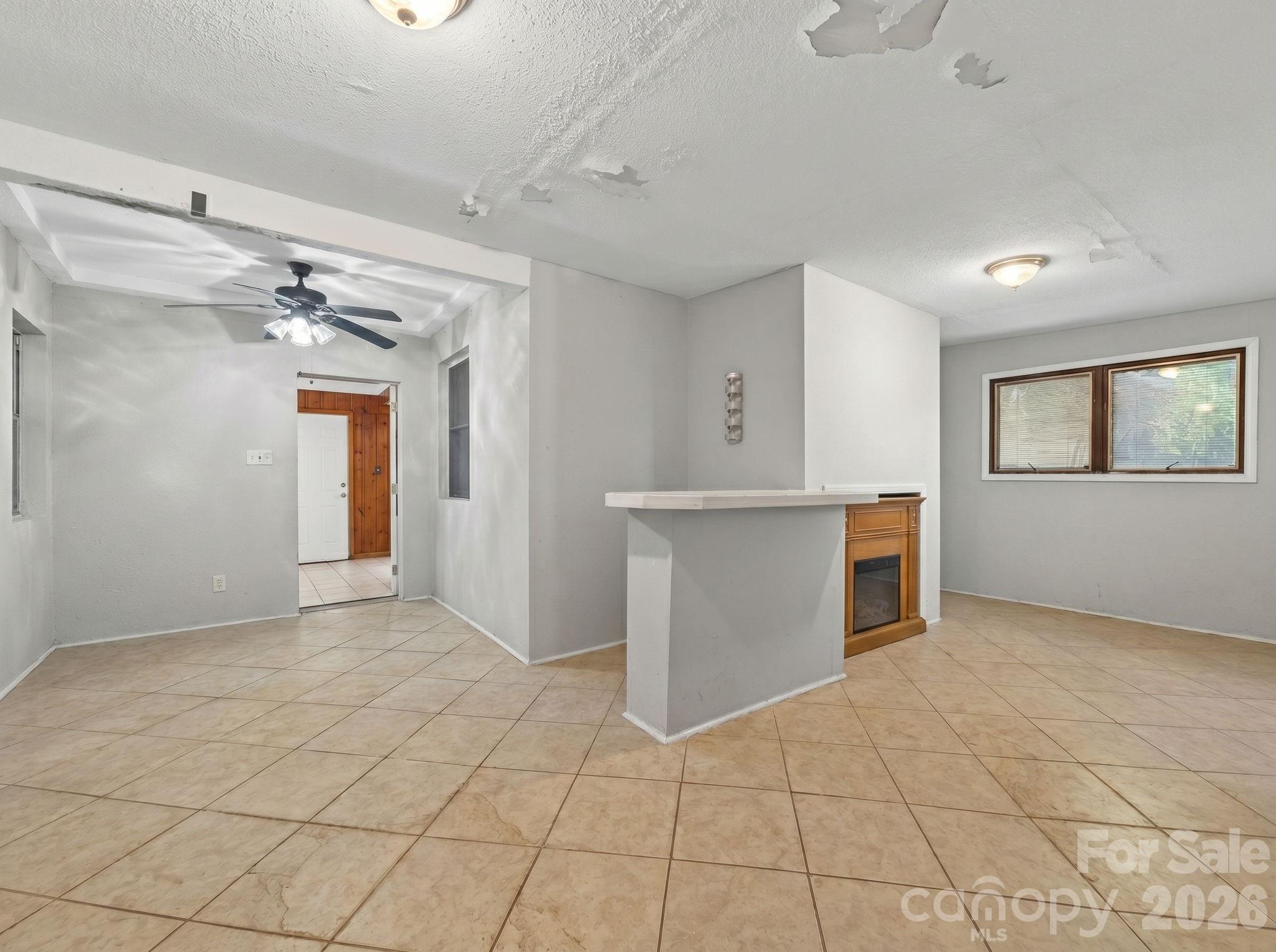 2120 Amesbury Avenue, Charlotte, NC - photo 24 of 37