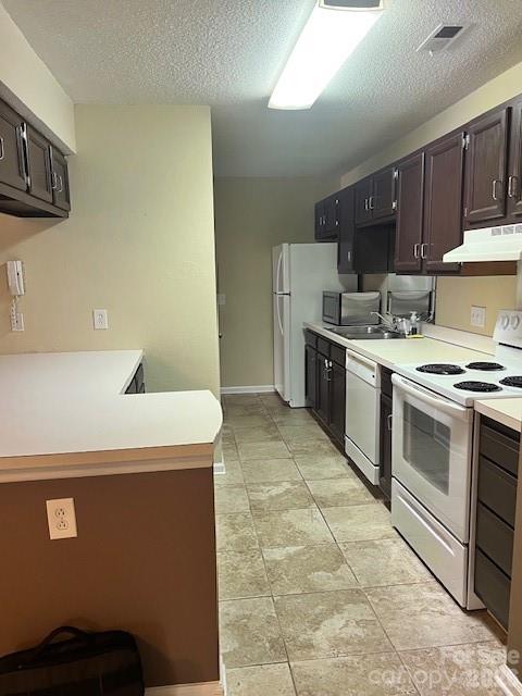 Photo 8 of 10244 Rose Meadow Lane, Charlotte, NC