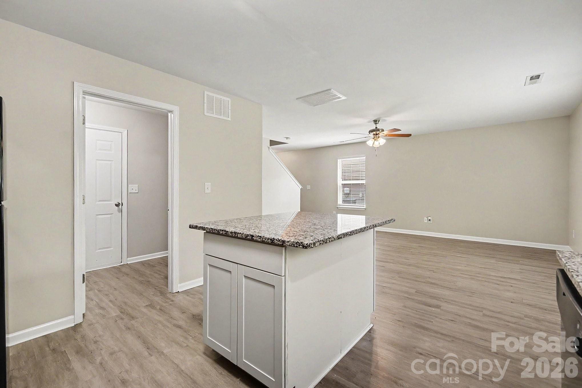 Photo 7 of 6532 Pennacook Drive, Charlotte, NC