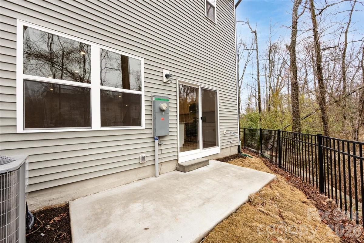Photo 23 of 6001 Longar Lane, Charlotte, NC