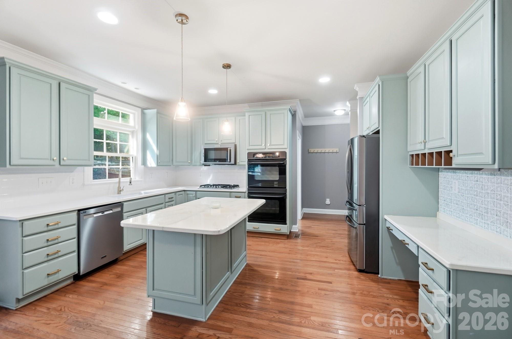 Home for sale at 9915 Nicole Lane, Charlotte, NC — photo 11 of 39