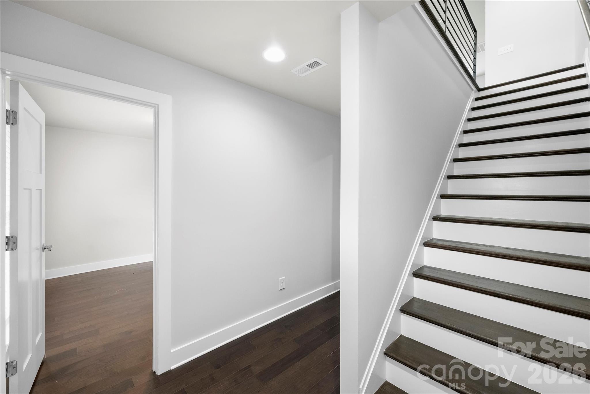 1555 Duckworth Avenue, Charlotte, NC - photo 3 of 38