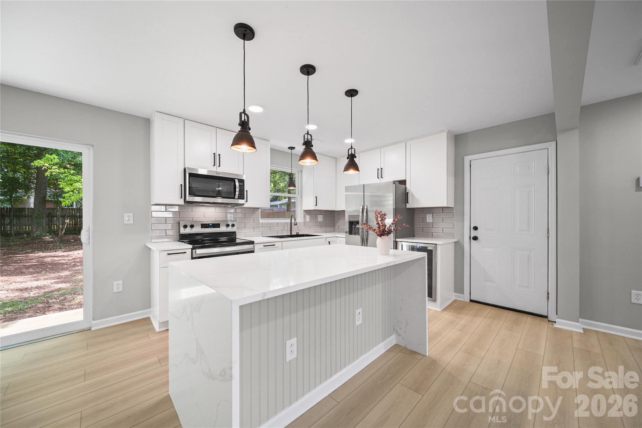 Photo 5 of 1421 Tyvola Road, Charlotte, NC