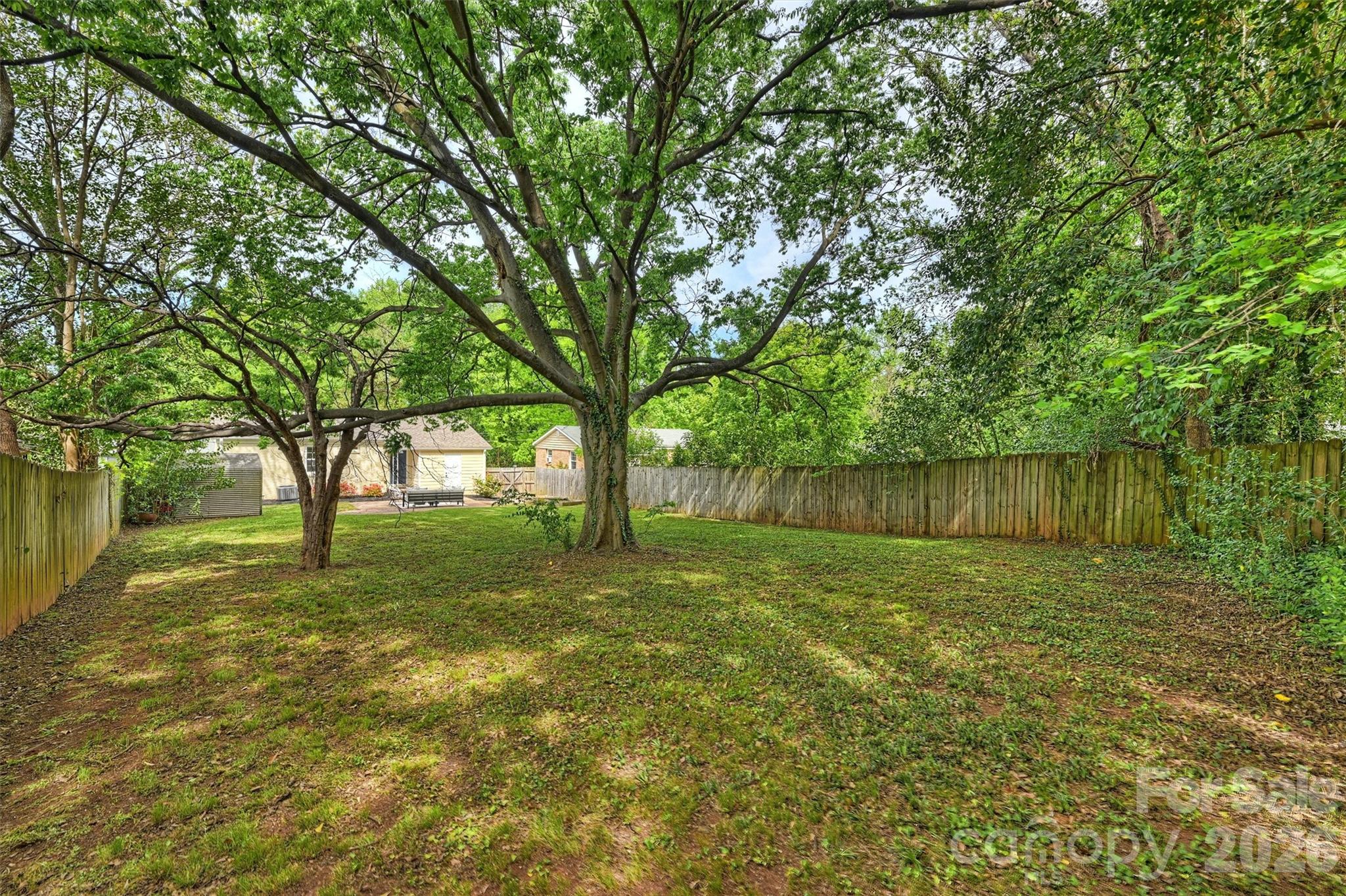 2314 Crestview Drive, Charlotte, NC - photo 41 of 43