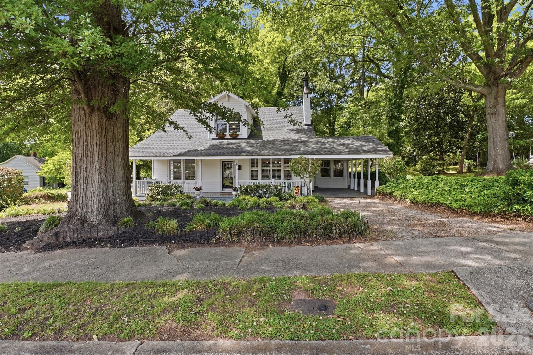 201 Smith Street, Clover, SC