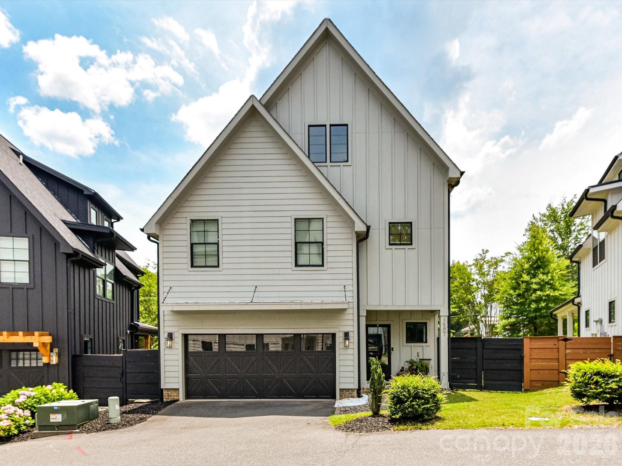 Photo 2 of 1507 Landis Avenue, Charlotte, NC