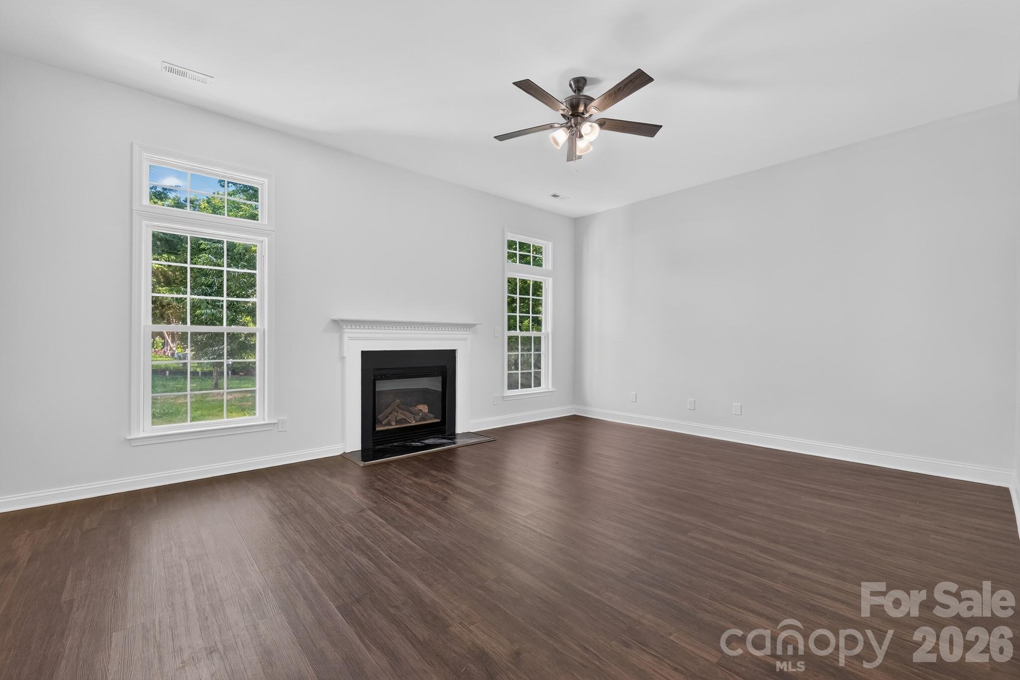 Photo 2 of 11518 Planters Estates Drive, Charlotte, NC
