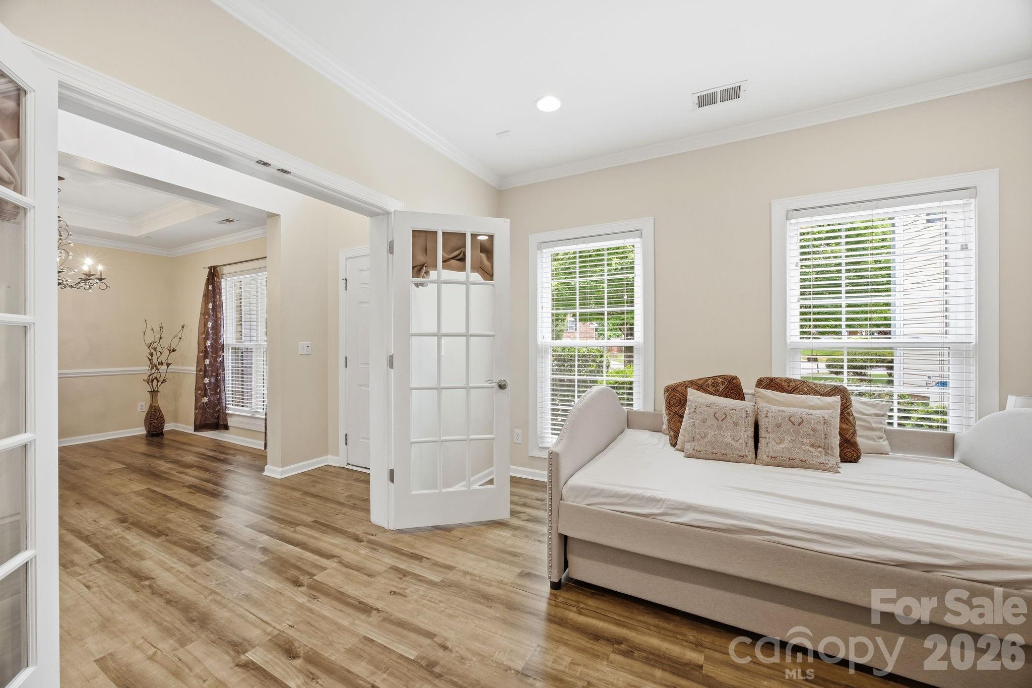 Photo 3 of 16106 Cloverleaf Court, Charlotte, NC