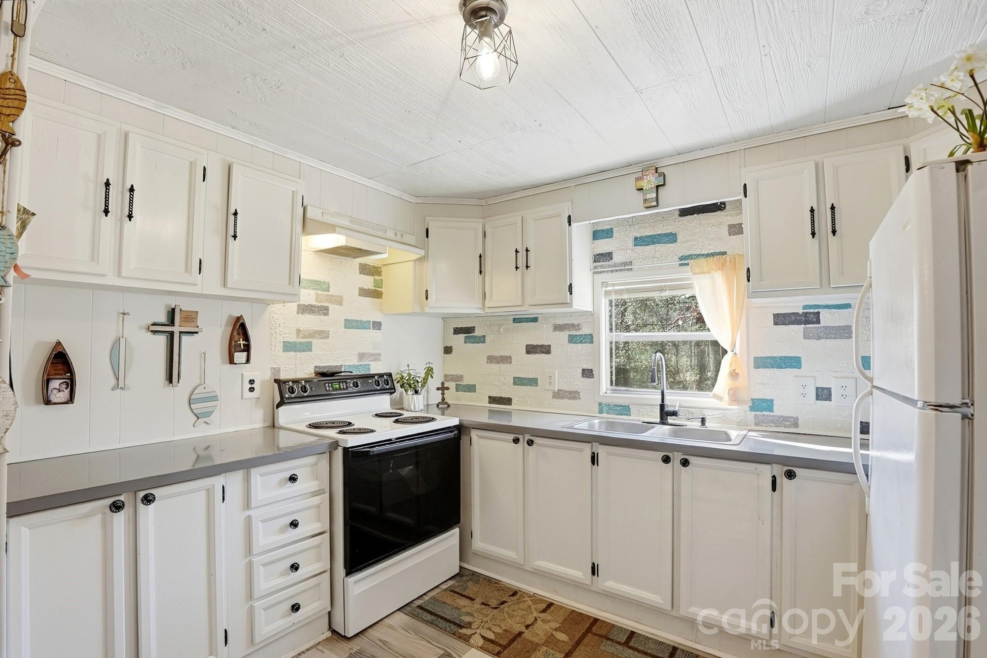 343 Carr Road, Dallas, NC