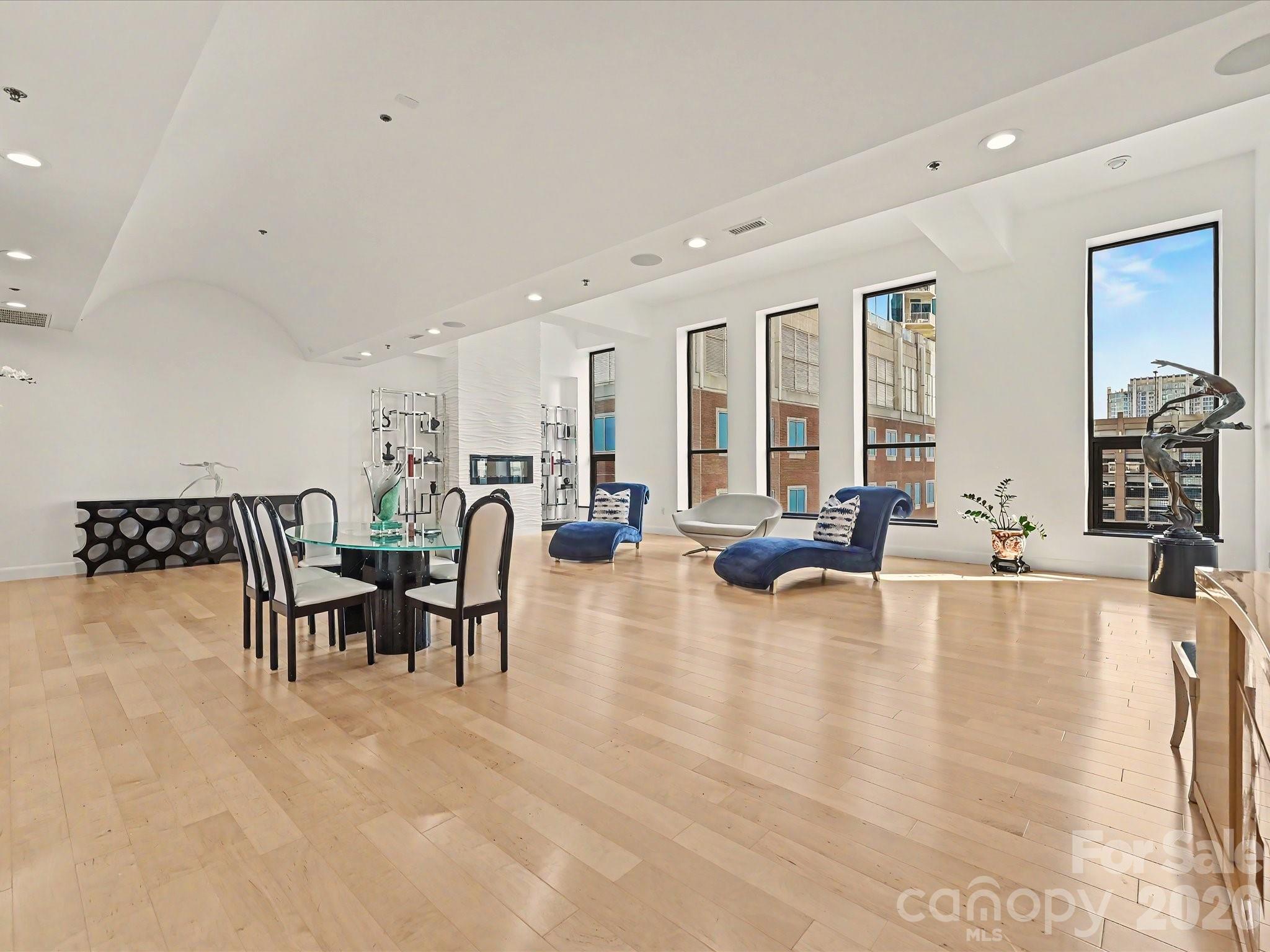 Photo 8 of 127 N Tryon Street509, Charlotte, NC