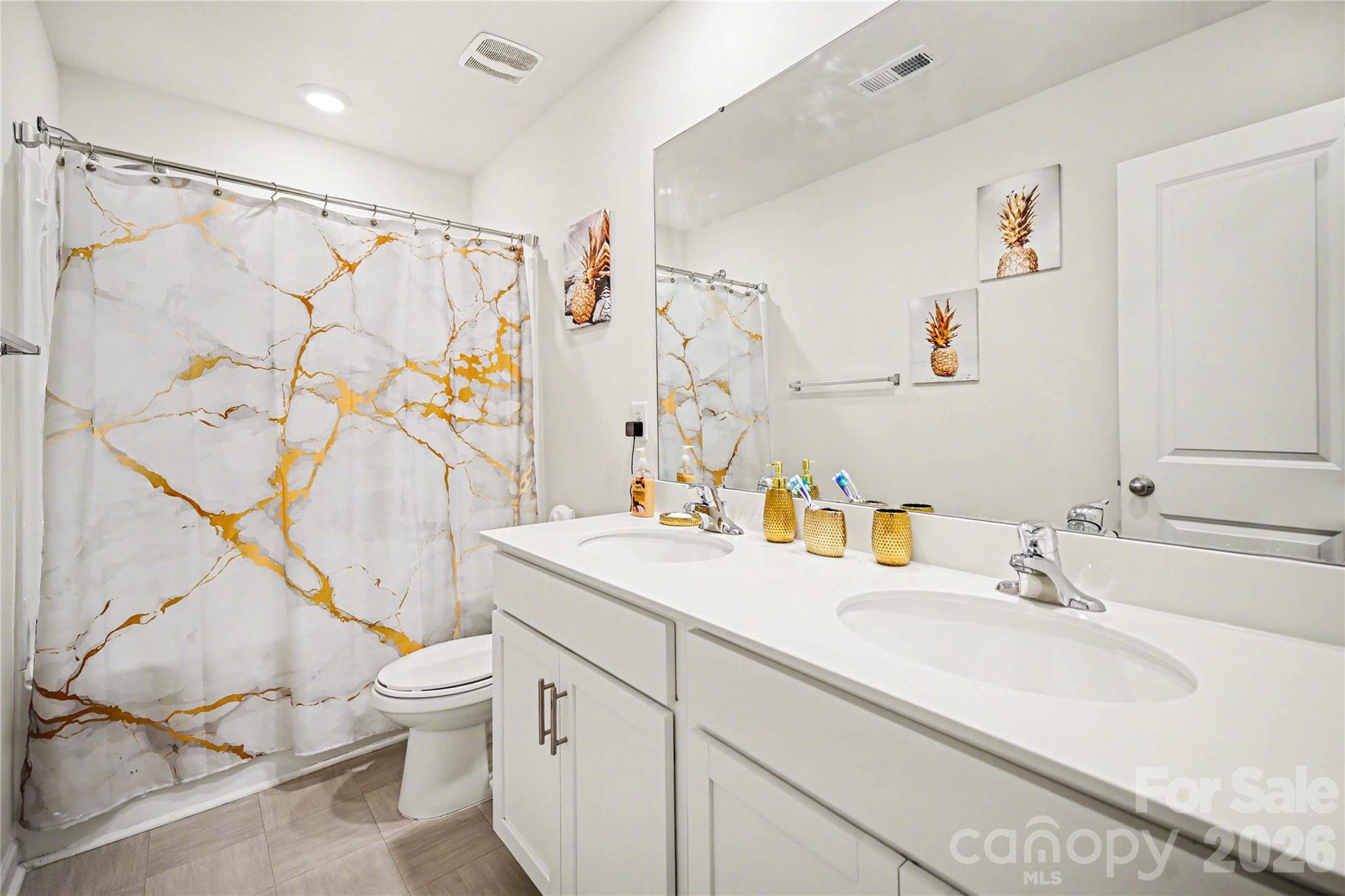 Photo 19 of 828 Larmore Avenue, Charlotte, NC