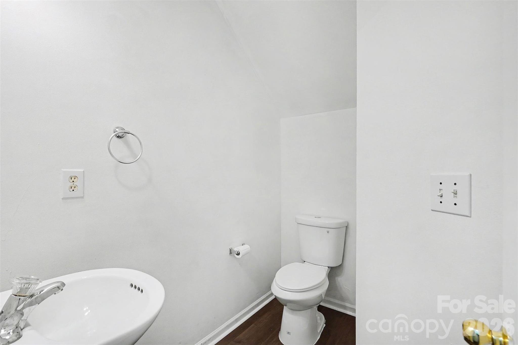 Photo 18 of 7514 Abigail Glen Drive, Charlotte, NC
