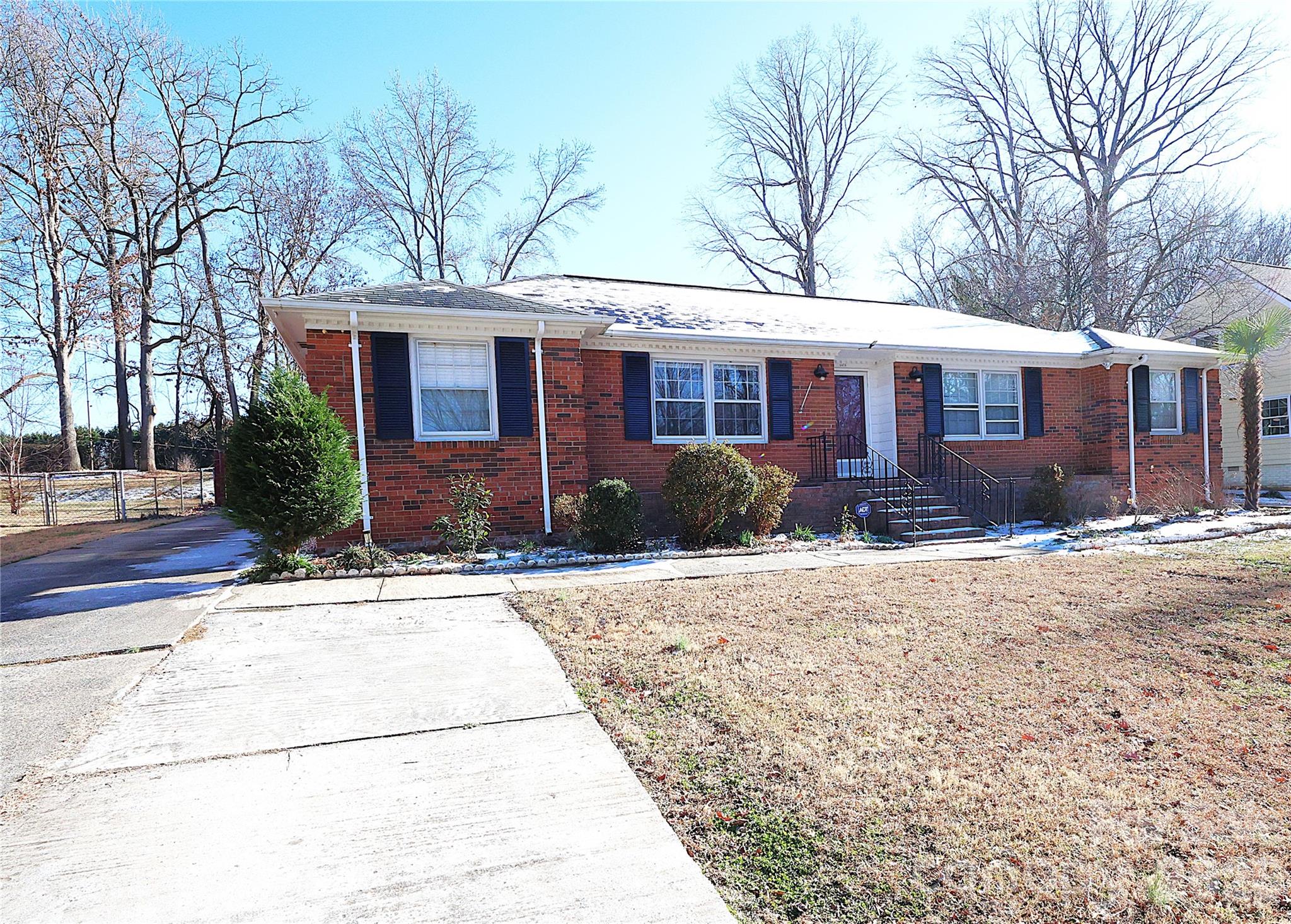 Photo 2 of 6625 Old Post Road, Charlotte, NC
