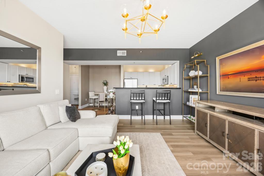 Photo 4 of 1315 East Boulevard719, Charlotte, NC