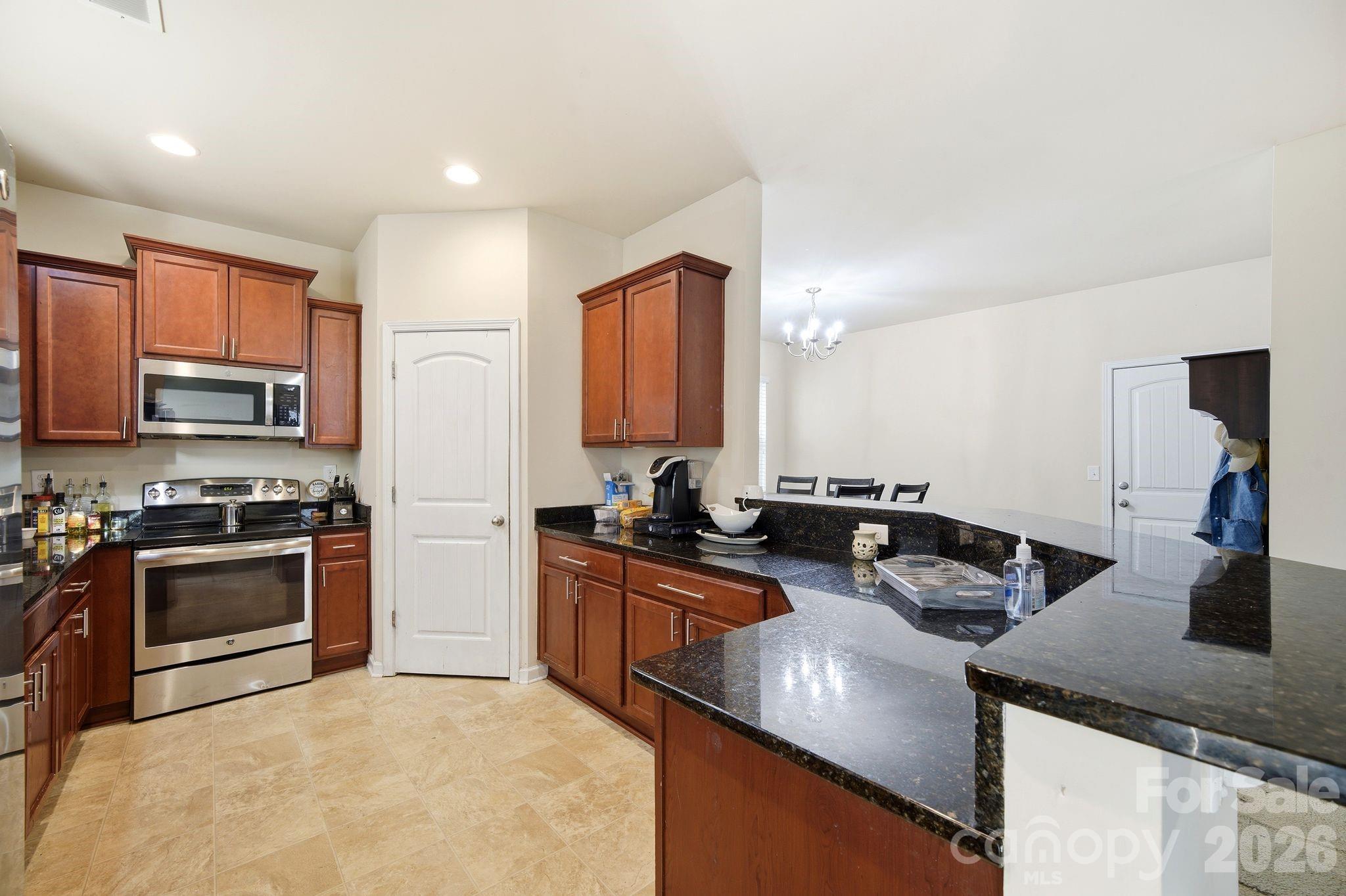 Photo 7 of 504 Knothole Lane, Charlotte, NC