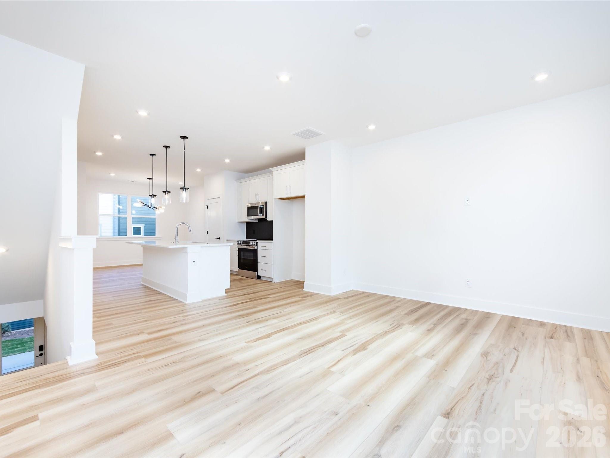 Photo 11 of 7022 Impulse Court, Charlotte, NC