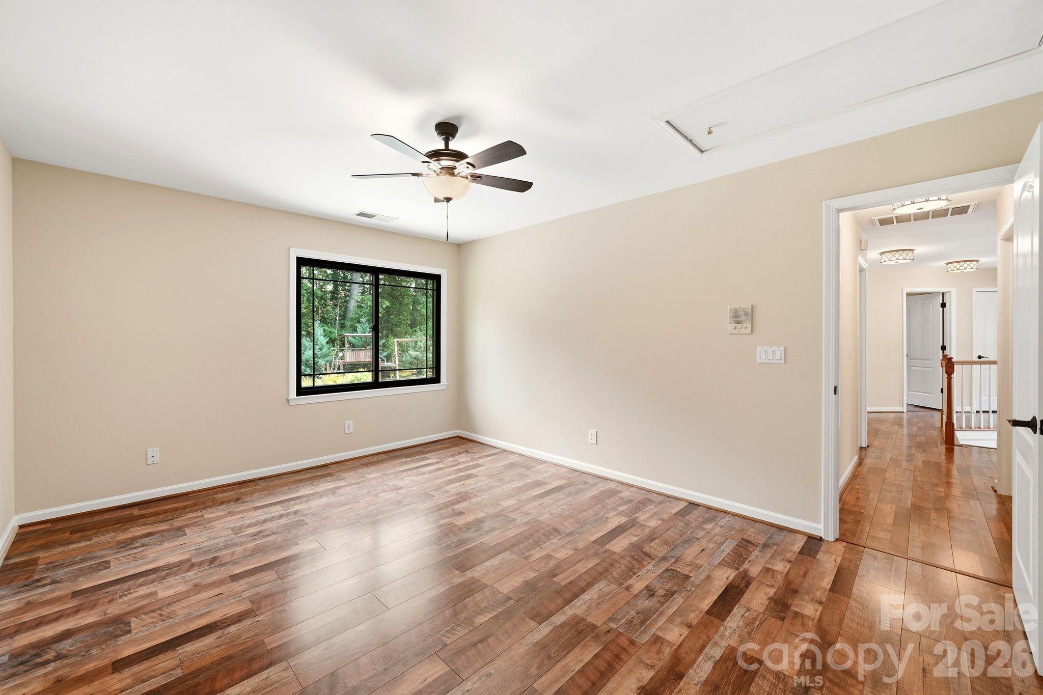 Home for sale at 6821 Hollow Oak Drive, Charlotte, NC — photo 29 of 38