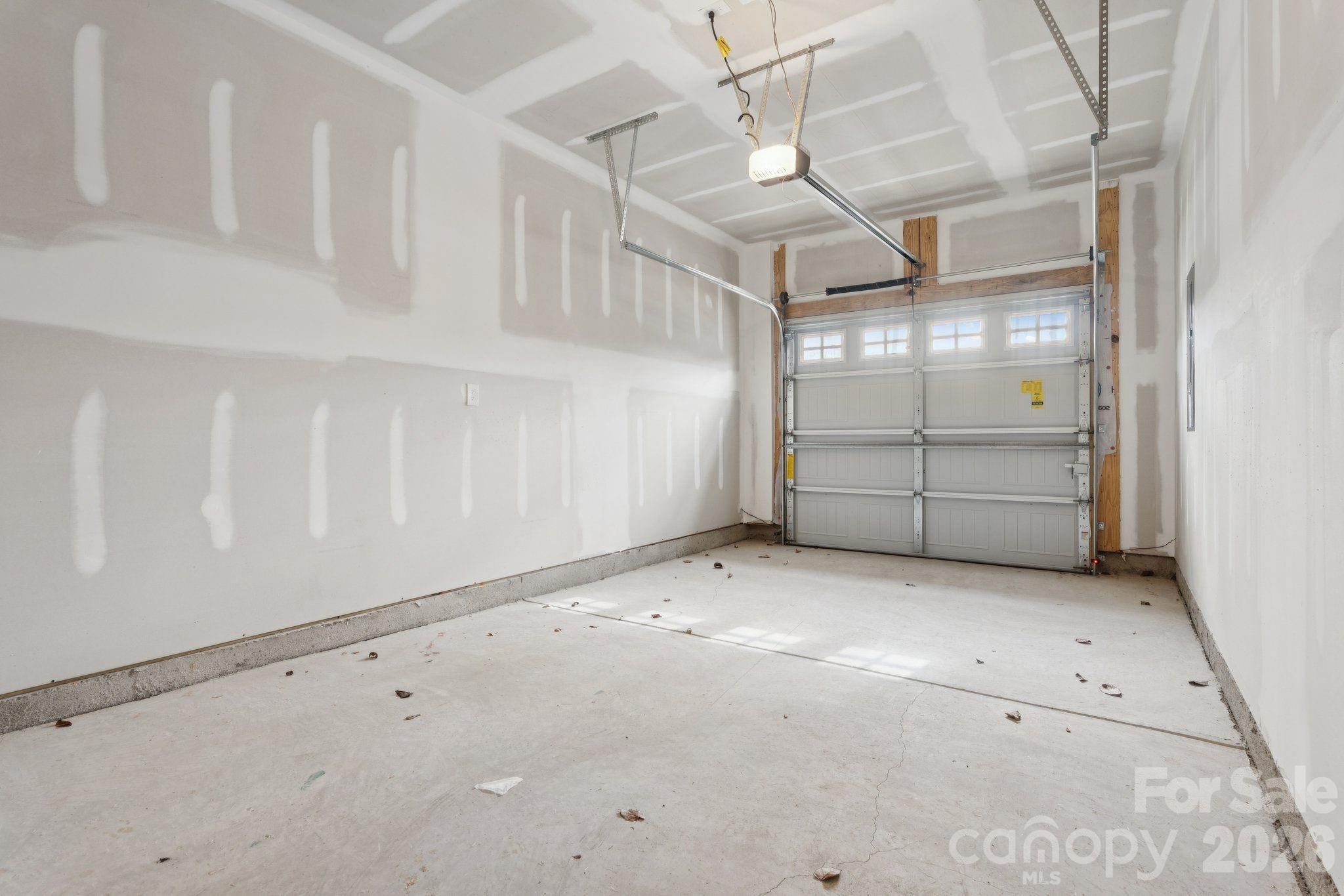 Photo 19 of 4628 Lakeview Road, Charlotte, NC