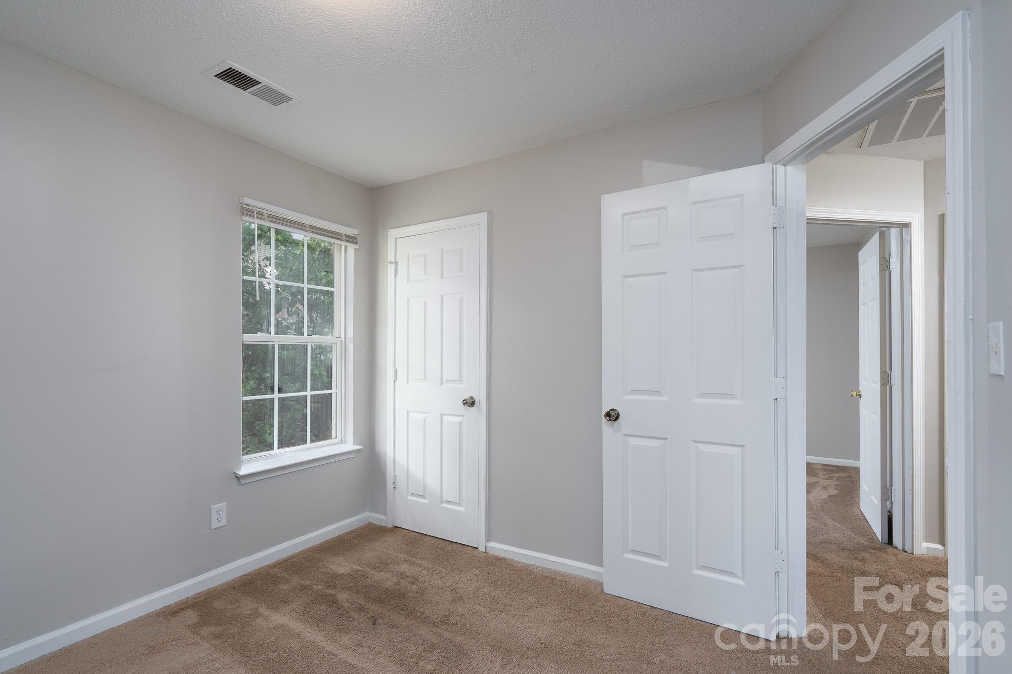 Photo 28 of 8016 Bronze Pike Drive, Charlotte, NC