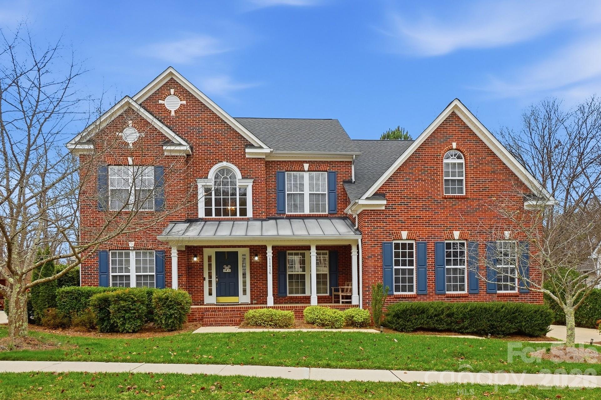 Home for sale at 11416 Foggy Bank Lane, Charlotte, NC — photo 1 of 41